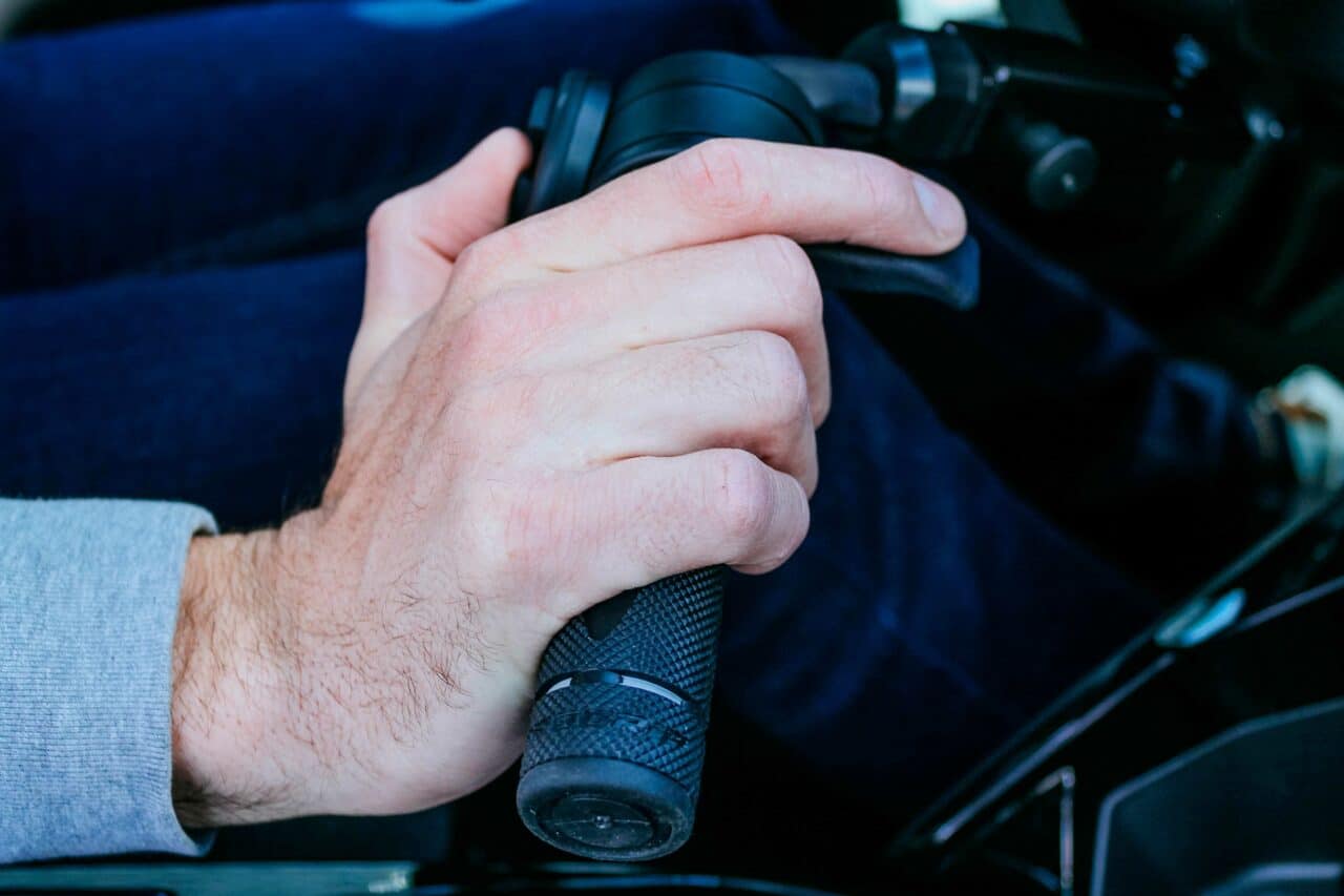 Driving-school kit for disabled drivers - Sojadis