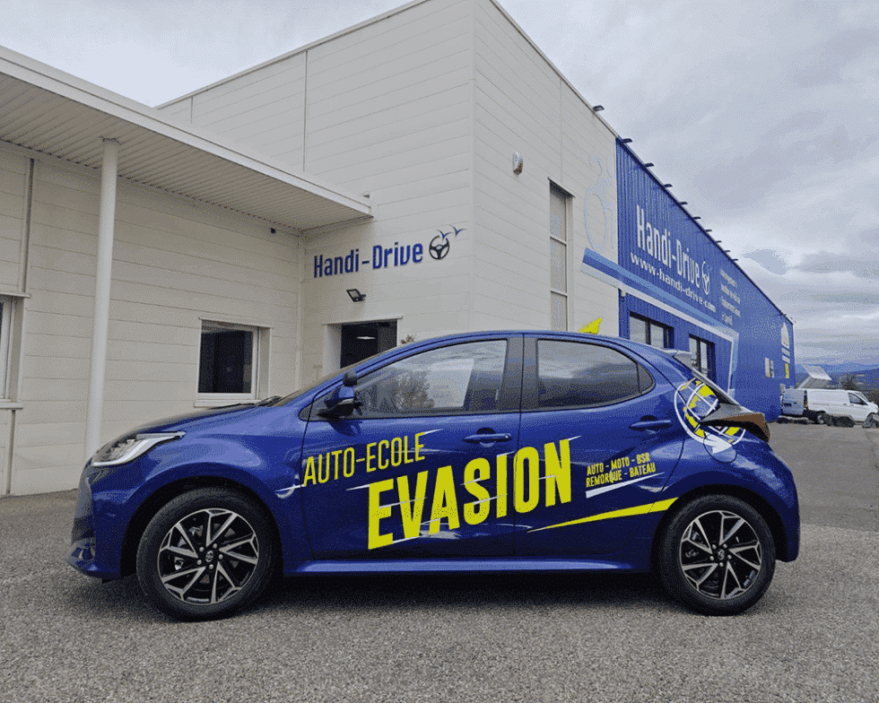 Auto-école conduite adaptée Toyota Yaris - Sojadis