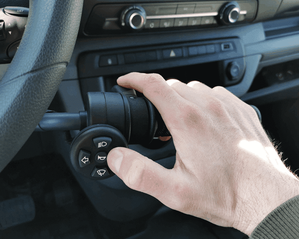 Adaptation véhicule et aide à la conduite pour handicapé - Sojadis